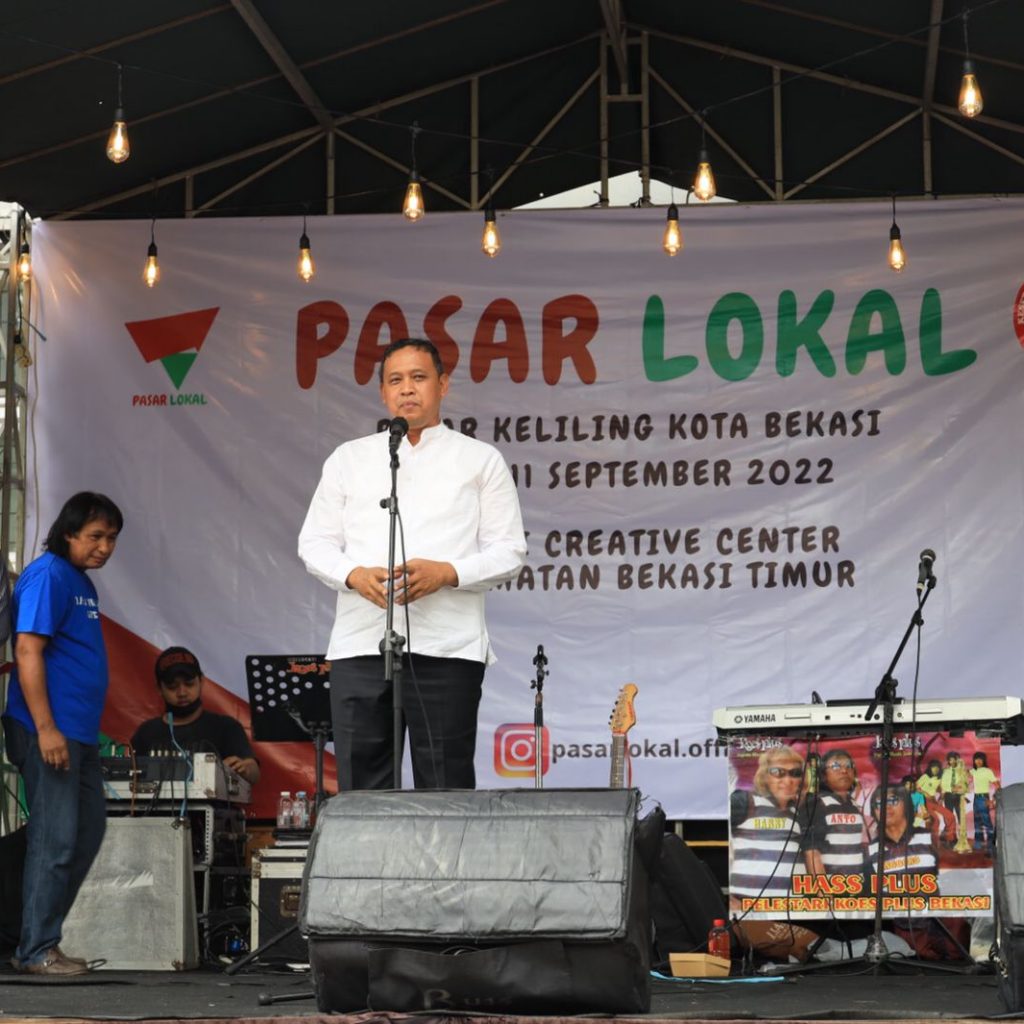 Mas Tri Membuka Pasar Lokal di Bekasi Creative Centre, Pede Nian ...